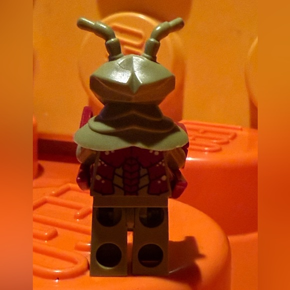 Lego | Toys | Lego Space Mantizoid Minifigure | Poshmark